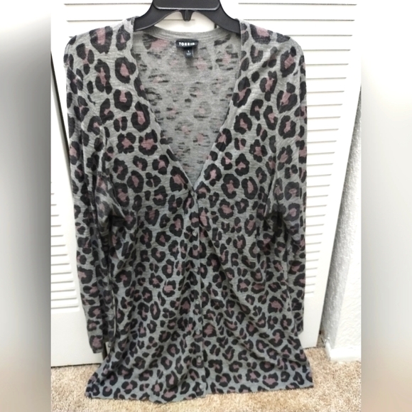 torrid | Sweaters | Torrid Cardigan Grey Black Leopard Print Sweater ...